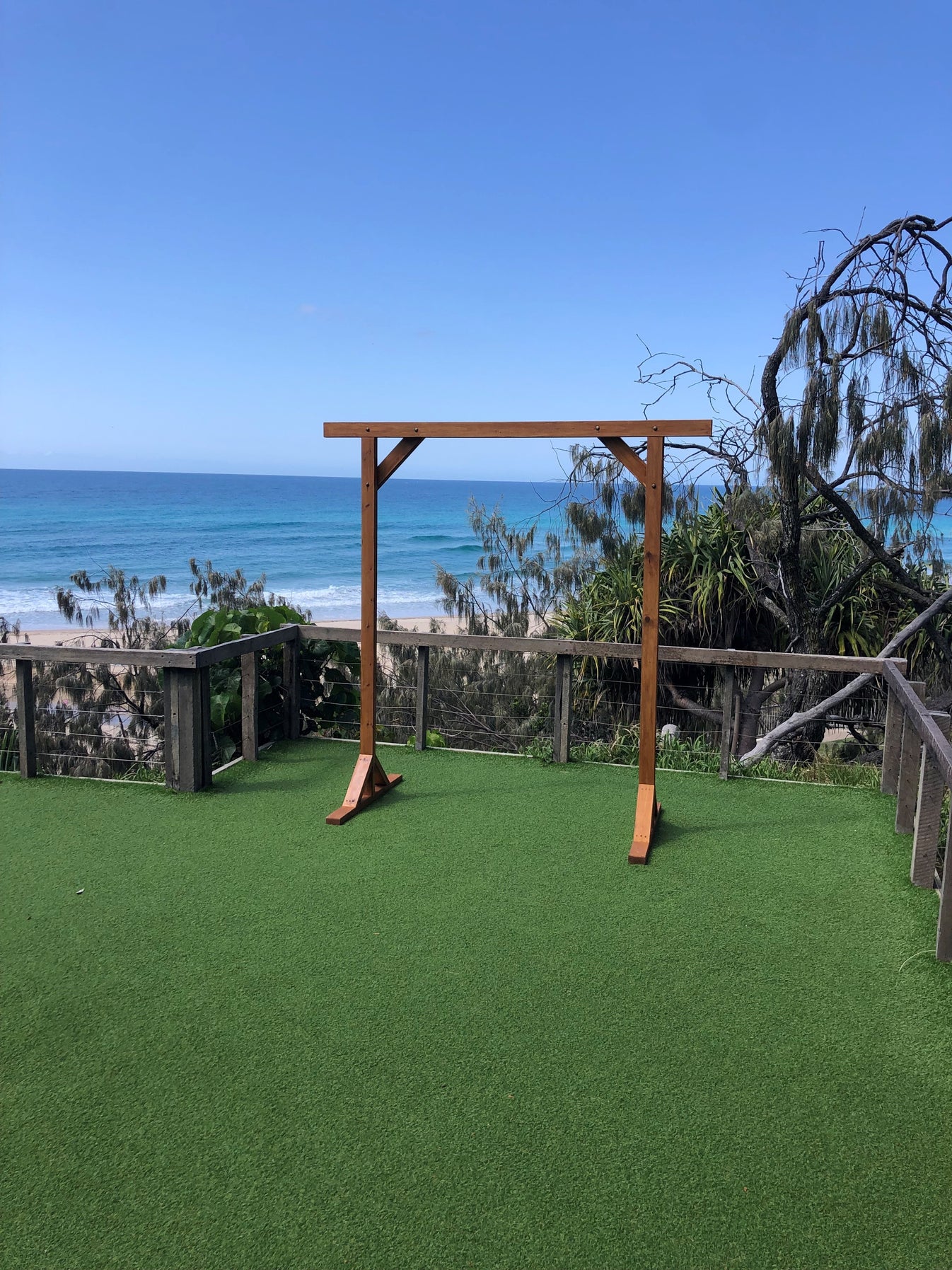 Timber Wedding Arbour – Noosa Party Hire